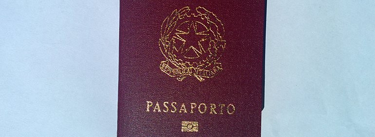 Leggere le informazioni sul chip del passaporto elettronico tramite NFC ...